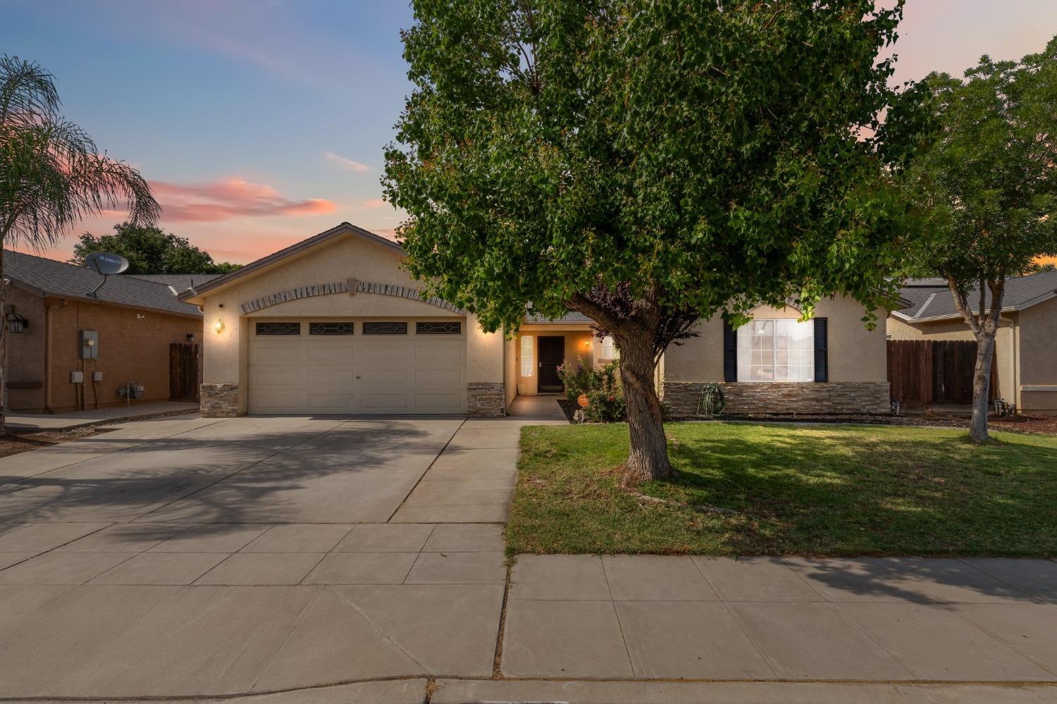 London Properties Fresno Real Estate | 5668 W Lamona Ave